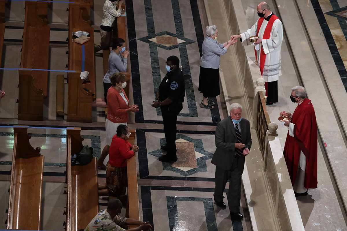 Democrats warn Catholic Church against denying them communion | Politics