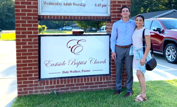 21-y-o youth pastor, wife killed in crash on way to church | U.S.