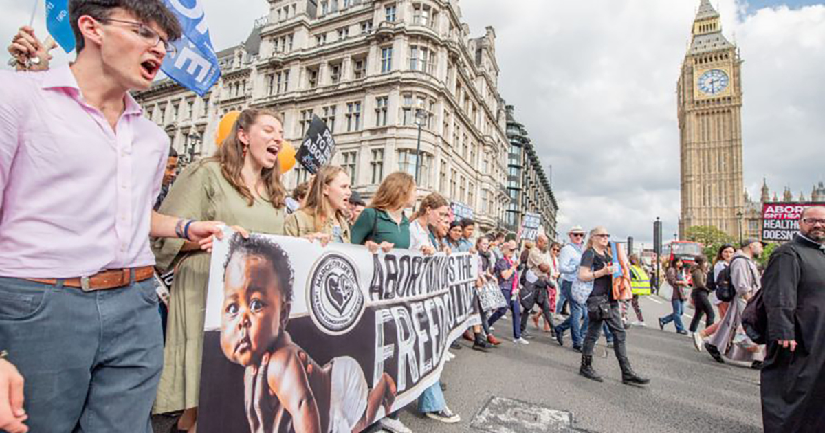 7,000 join March for Life UK in London's Parliament Square | World