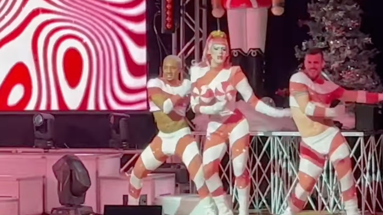 Hundreds pray against 'A Drag Queen Christmas' show in California | U.S.