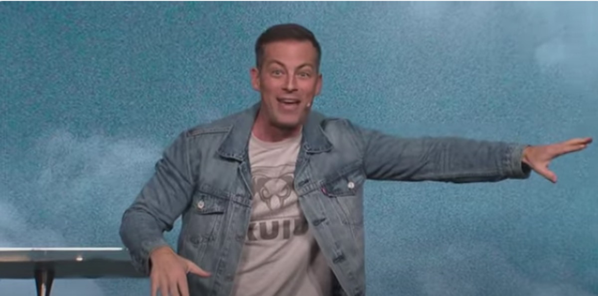 Megachurch pastor defends apology from allegations of plagiarism ...